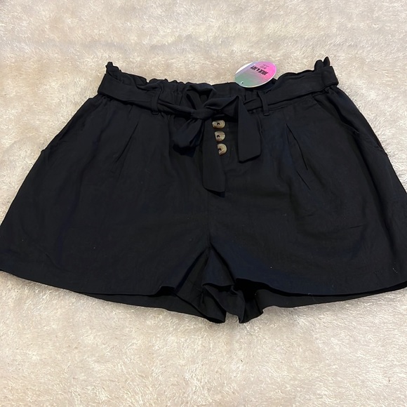 Jolie & Jo | Shorts | Jolie Joy Shorts | Poshmark